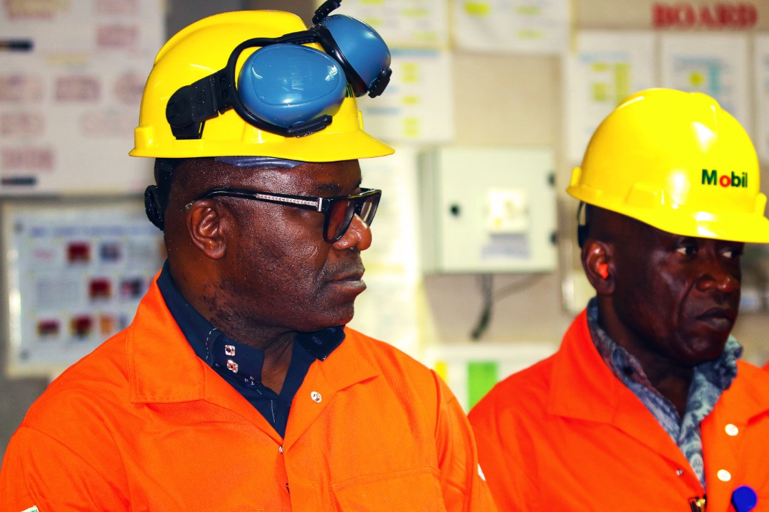 Kachikwu visits ERHA FPSO operated by ExxonMobile to provoke increased ...