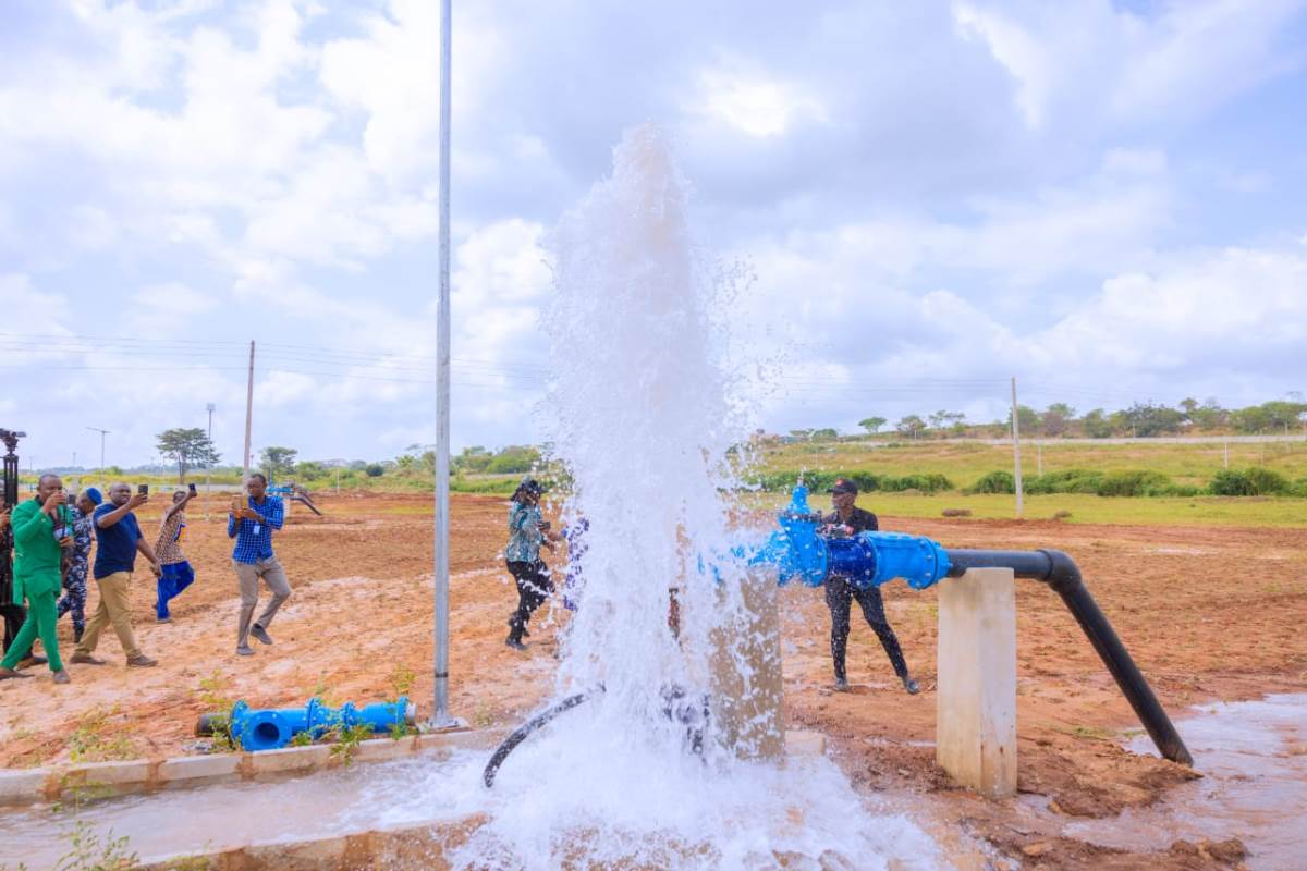 Mbah Breaks 20-Year Old Water Jinx, Inaugurates Landmark Water Project